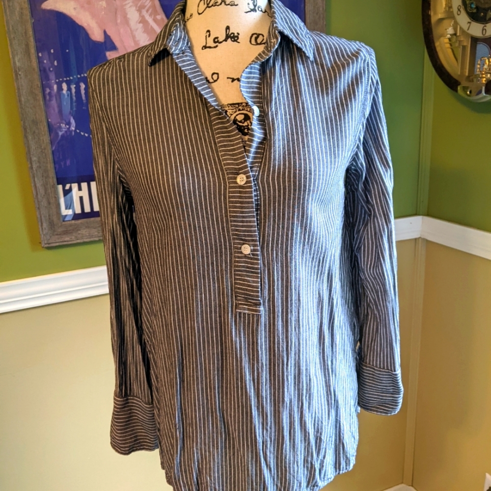 Max Studio Tunic Top. - Gem